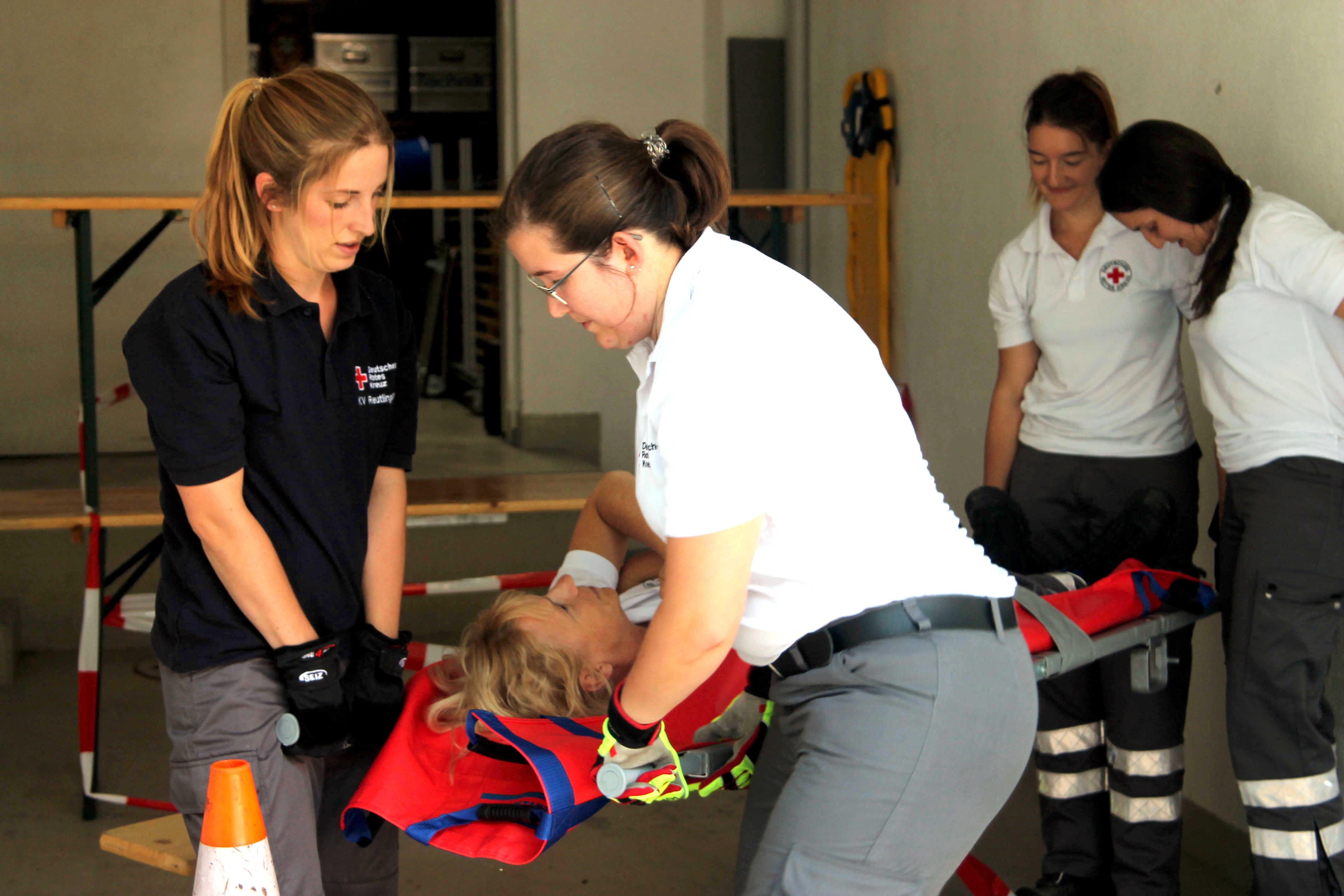 Sanitäter-Sommerkurs - DRK KV Rems-Murr e.V.